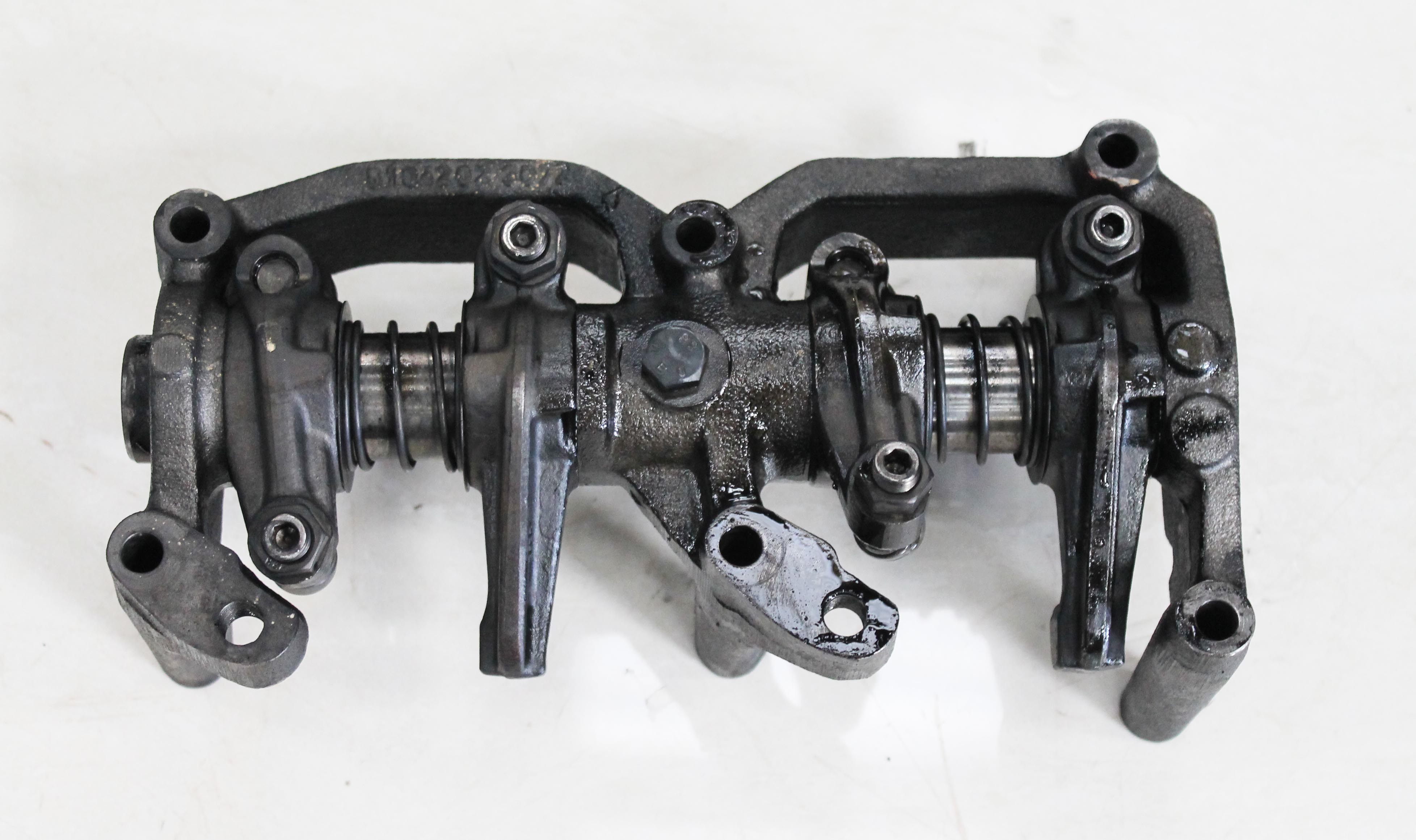 MAN D0824 (1) - Rocker Assembly - F&J Exports Limited