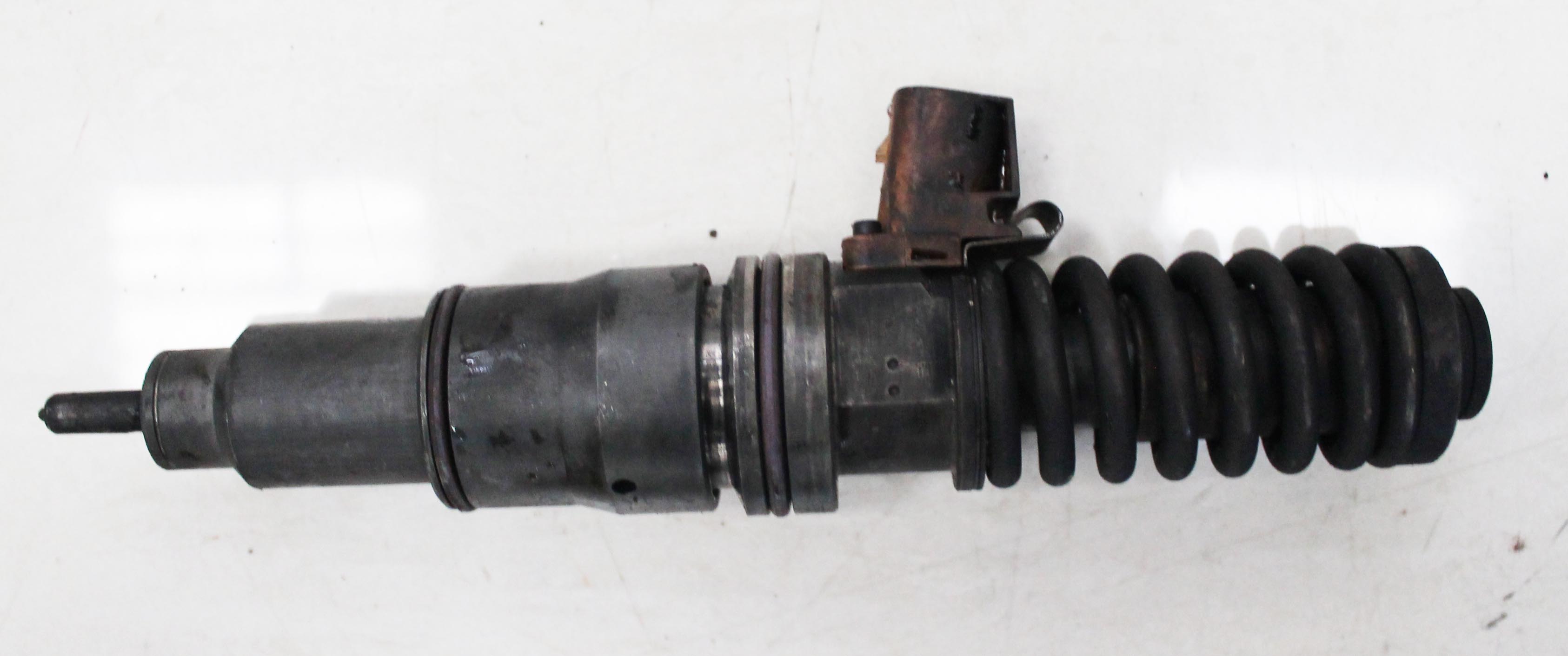 Volvo D13 (10) - Injector - F&J Exports Limited
